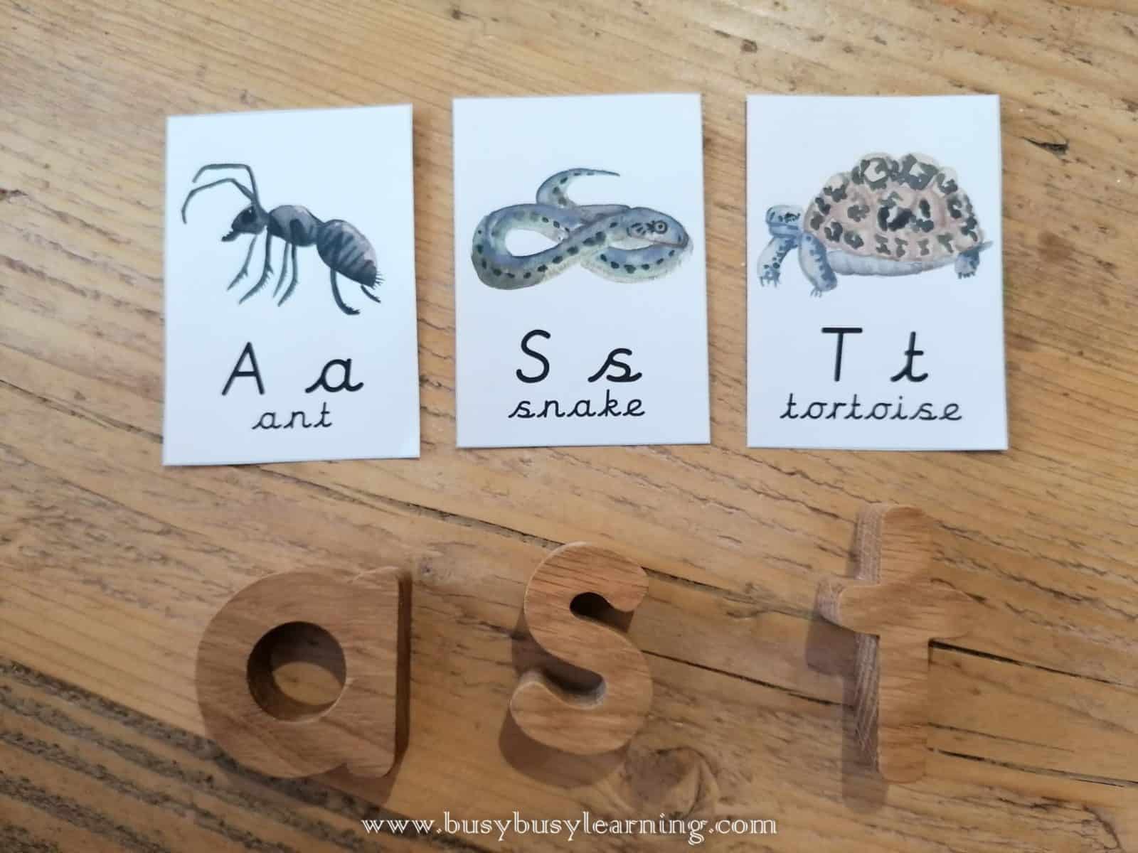 Phonics - Phase 2 - Introducing S and other Sounds - Busy Busy Learning